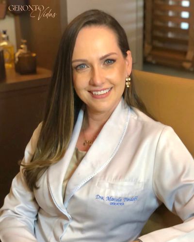 Dra. Marcela Basso Pandolfi - Geriatra | Médicos Brasil